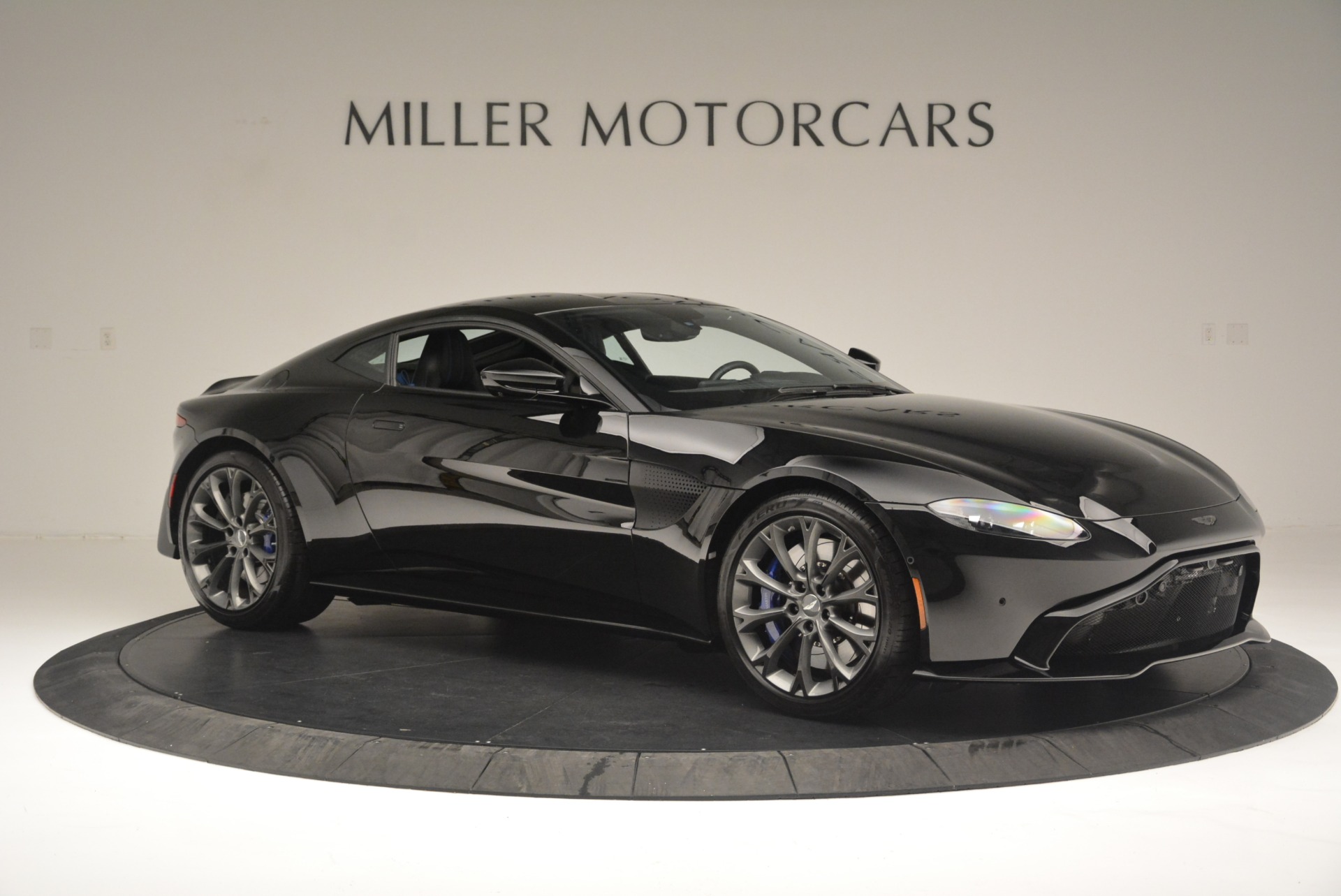 Pre-Owned 2019 Aston Martin Vantage Coupe For Sale (Special Pricing ...