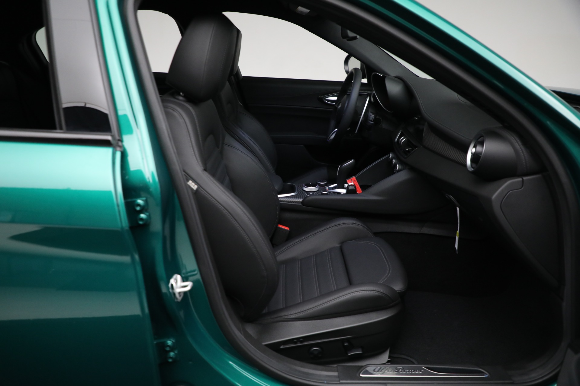 New 2024 Alfa Romeo Giulia Quadrifoglio For Sale (Special Pricing ...