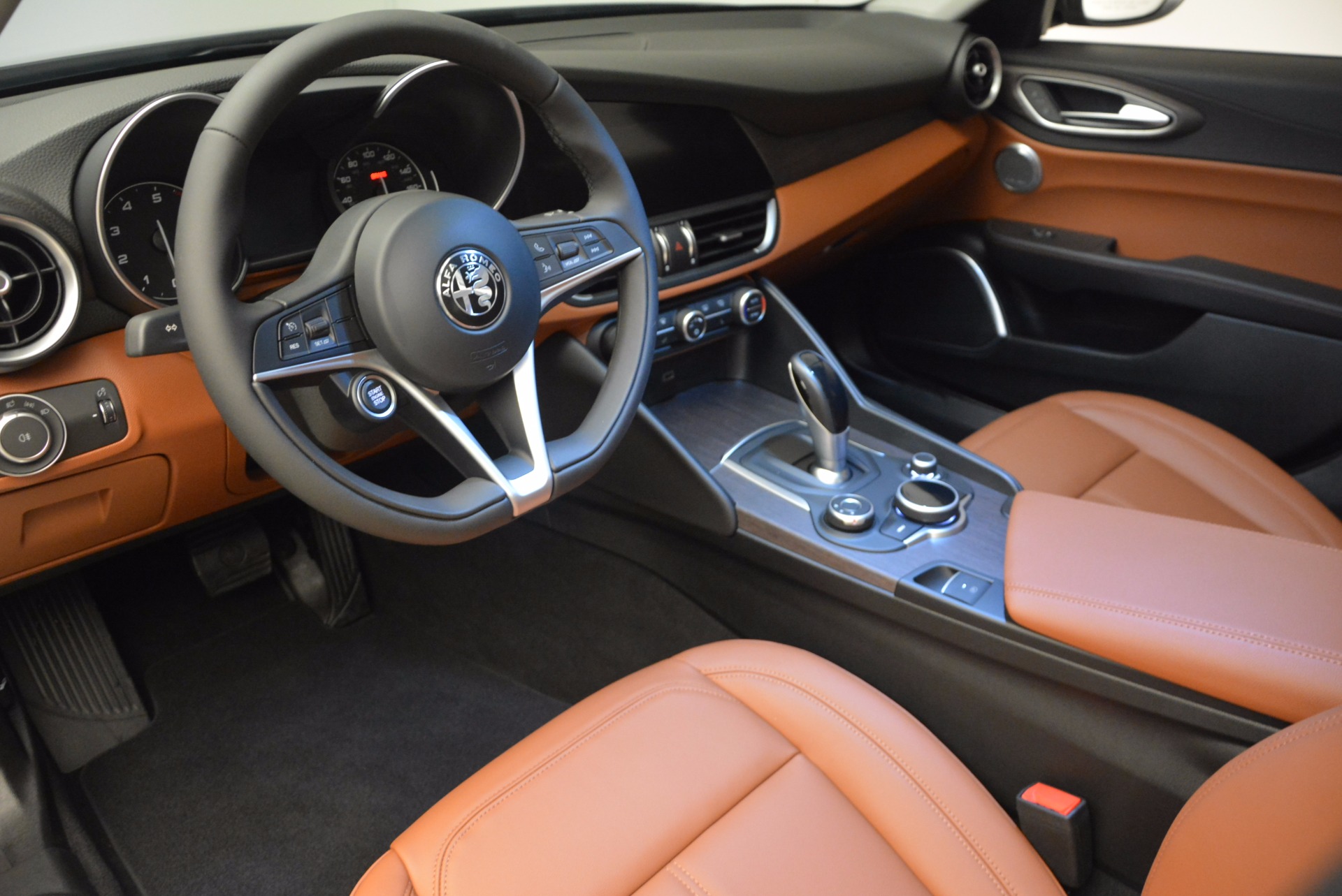 Alfa Romeo Giulia Ti Interior 2017 | Cabinets Matttroy